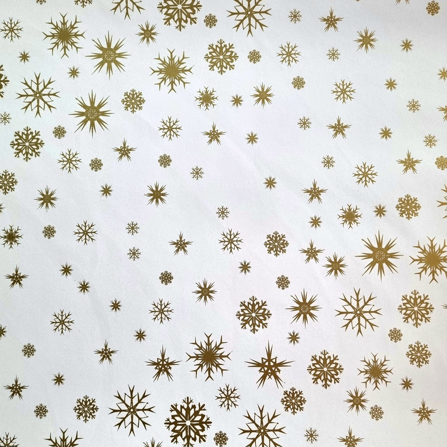 Christmas Wrapping Paper White with Small Gold Snow Flakes (10 & 50 Me ...